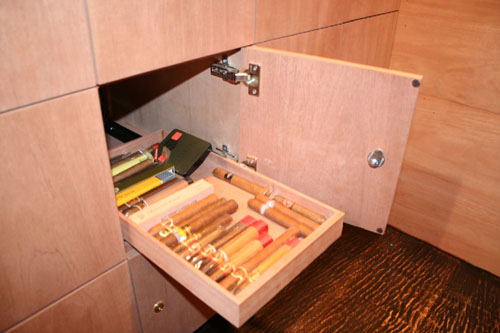 WALK IN Humidor-Cigars